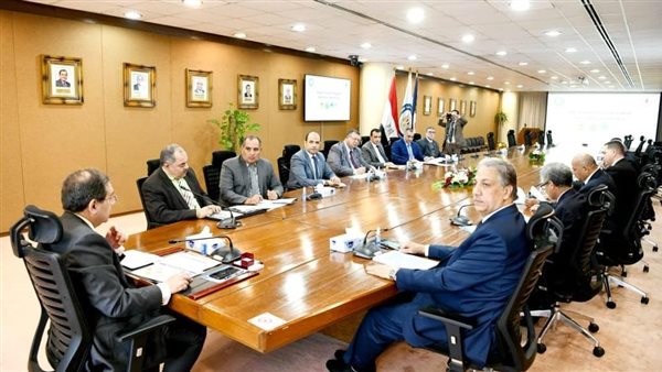 وزير البترول يتابع تحسين كفاءة العمليات في الشركات ذات الإنتاج الصغيرة